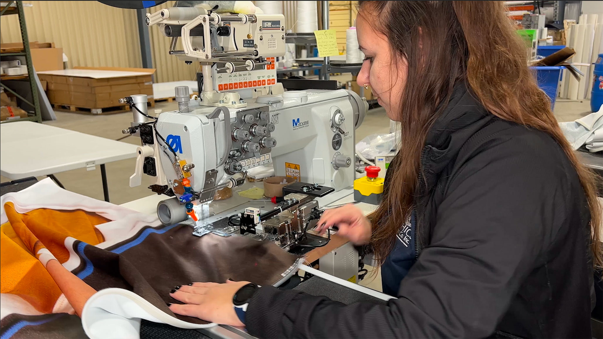 Lake Graphics améliore la production avec le Digitran